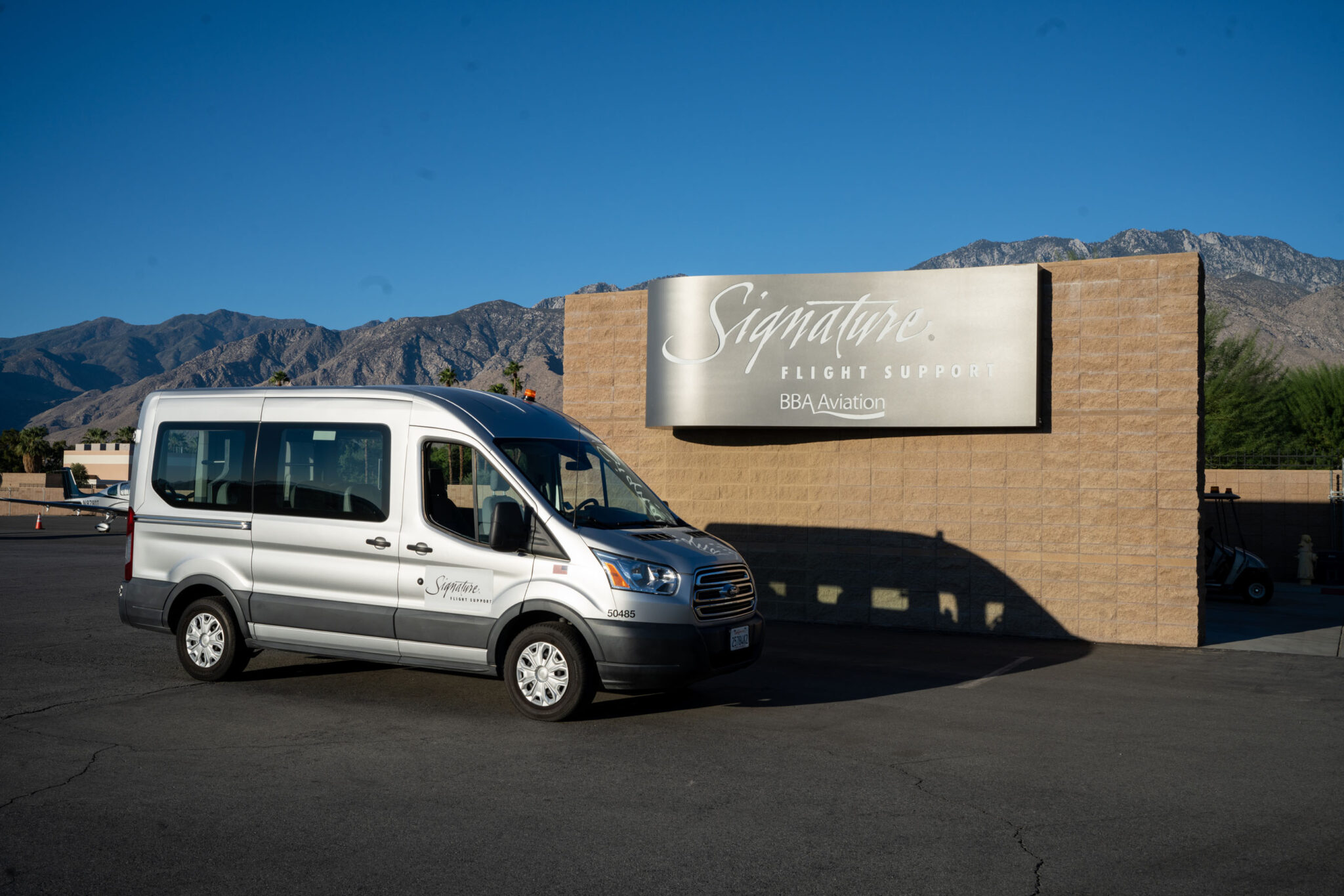 General Aviation & Airport Services - Palm Springs International ...